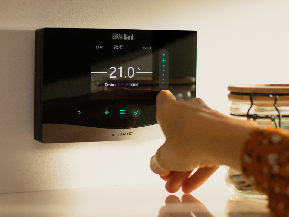 Hybrid heating systems | Vaillant Group